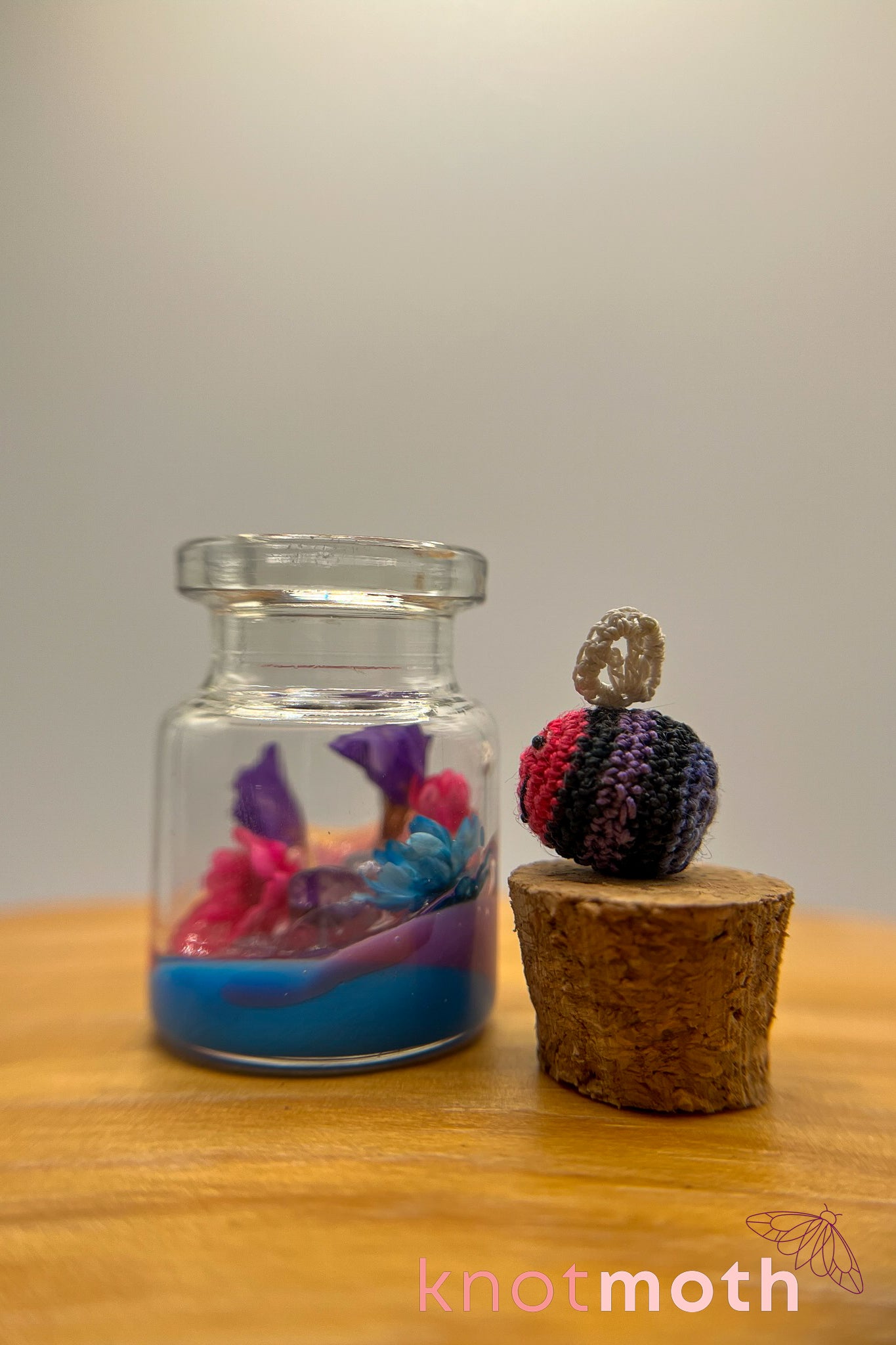 bex the bi bee trinket jar – knot moth